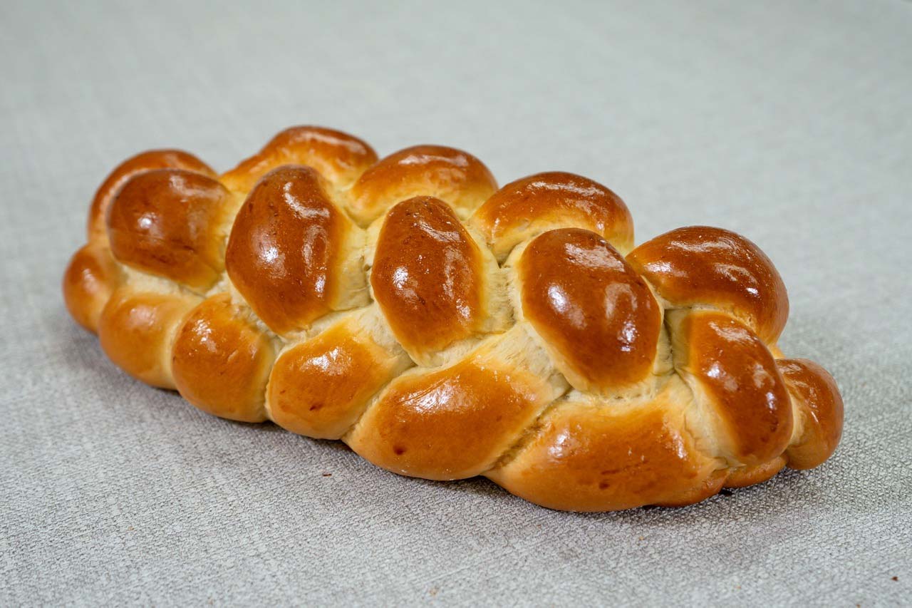 Challah | Lesley Ford | Deli, Hampers & Lifestyle